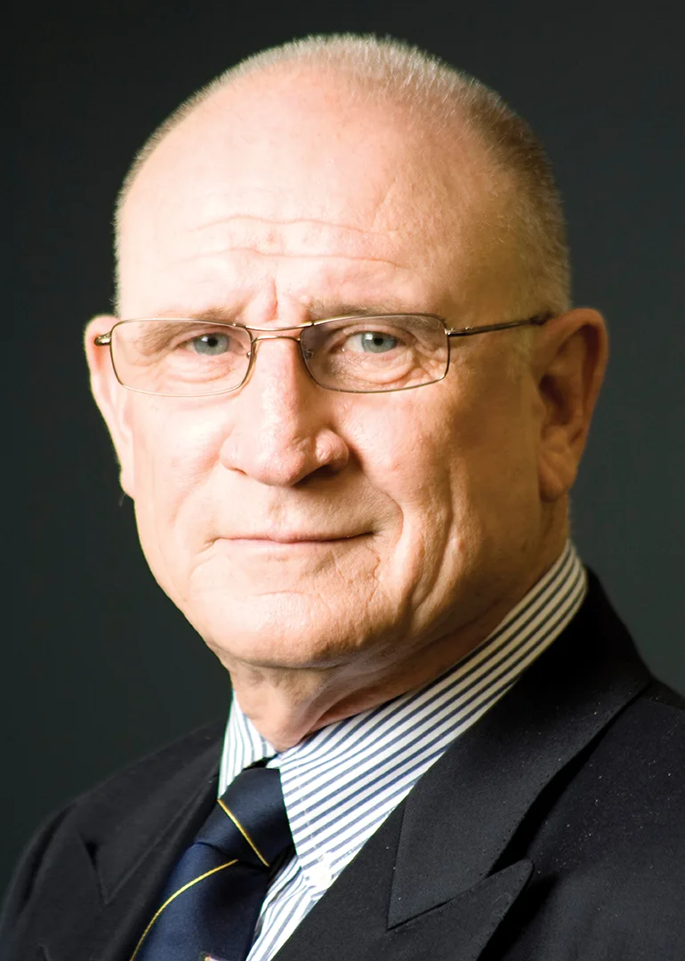 Dr Peter C Farrell AM - The Centre for Independent Studies