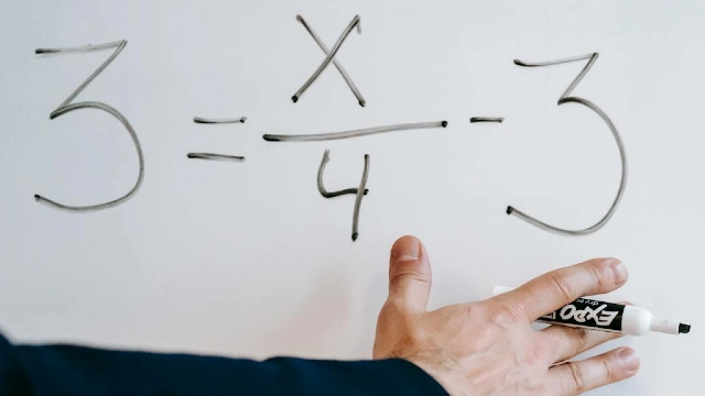 Programs to help kids who fall behind in maths do more than add up ...